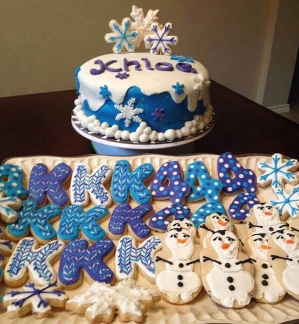 Cookie Decorating with Royal Icing - Out of the Box Baking