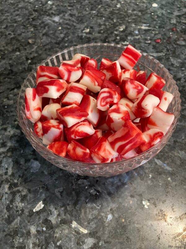 Soft Christmas Peppermints (Old-Fashioned Butter Mints) - Out of the ...