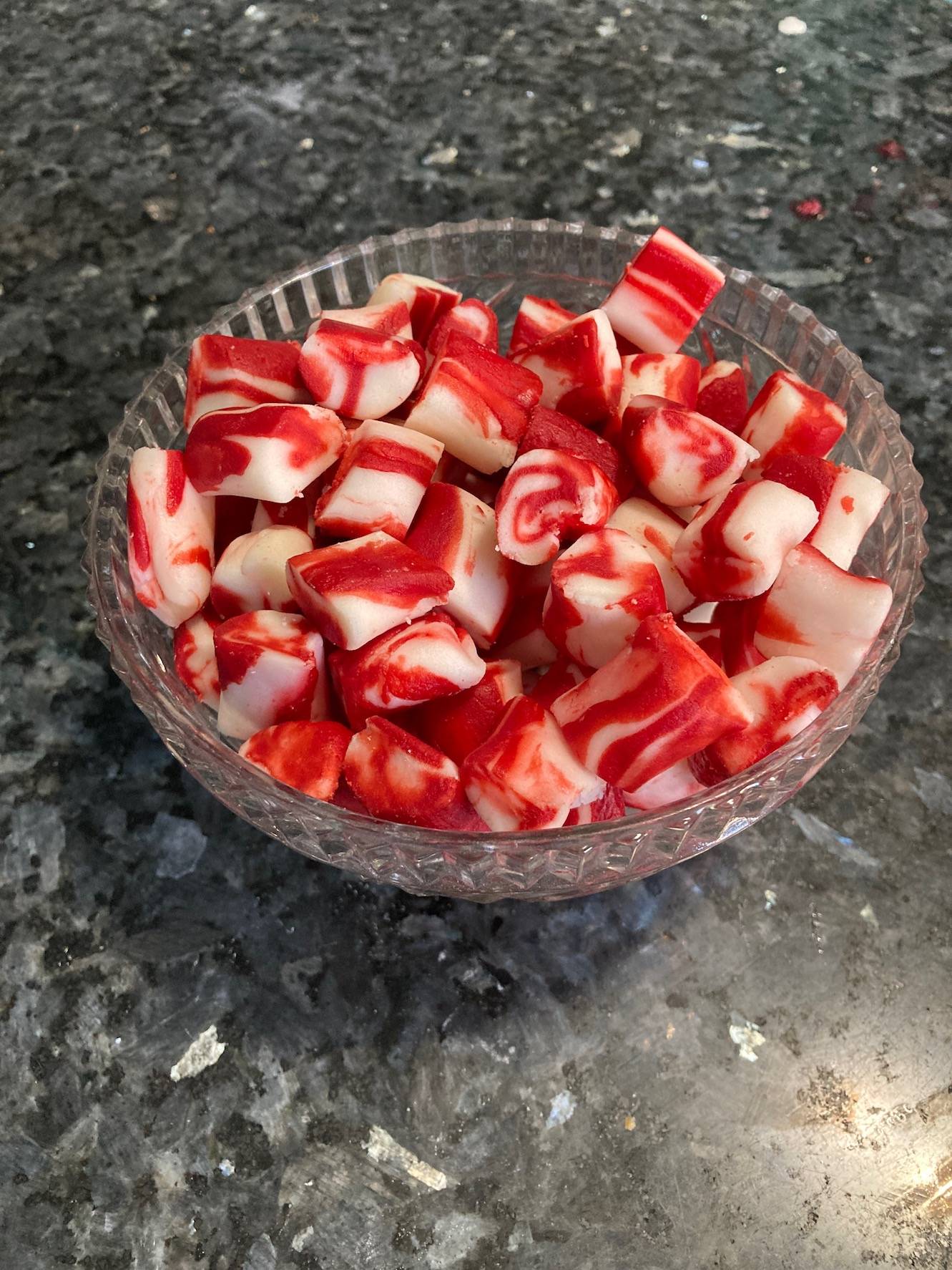 Soft Christmas Peppermints (Old-Fashioned Butter Mints) - Out of the ...