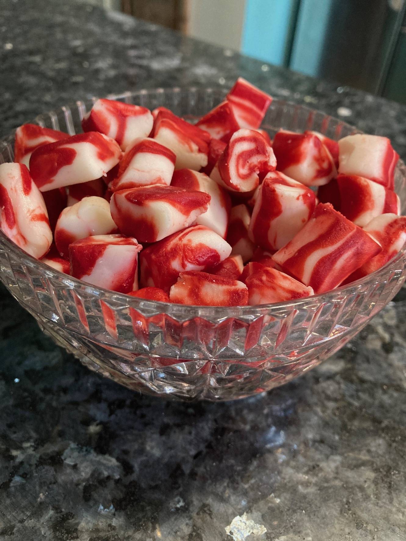 Soft Christmas Peppermints (Old-Fashioned Butter Mints) - Out of the ...