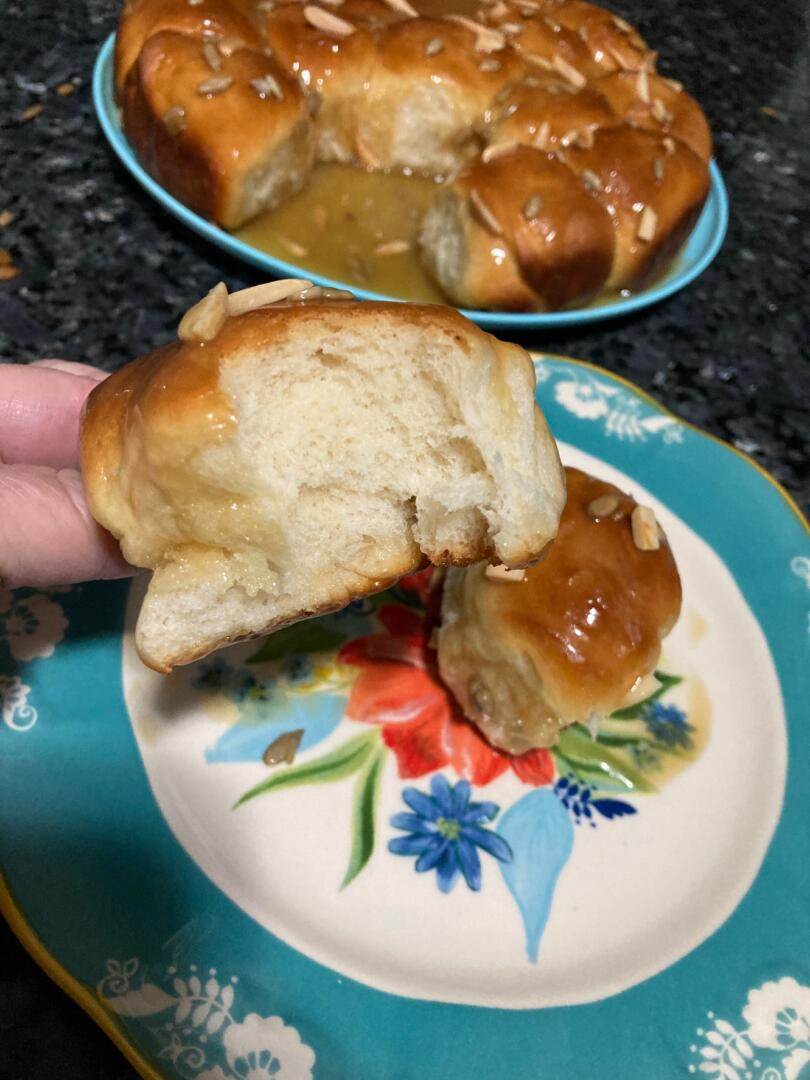 Easy Honeycomb Buns (Roti Sarang Lebah) - Out of the Box Baking