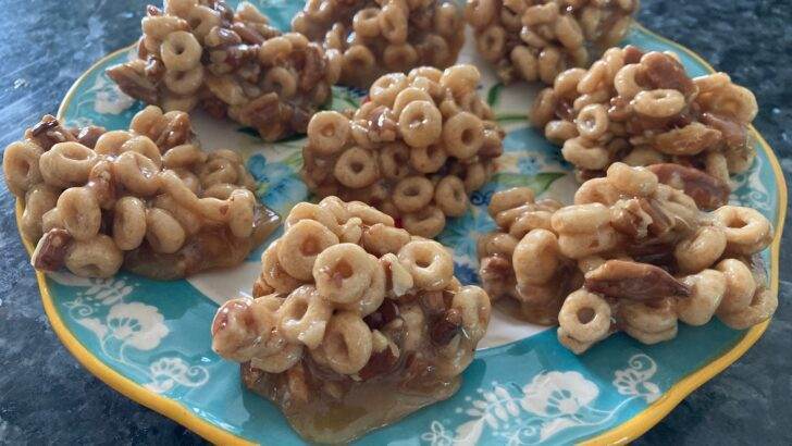 Cheerio Praline Clusters - Out of the Box Baking