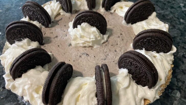 Easy No Bake Oreo Cheesecake Pie - Out of the Box Baking