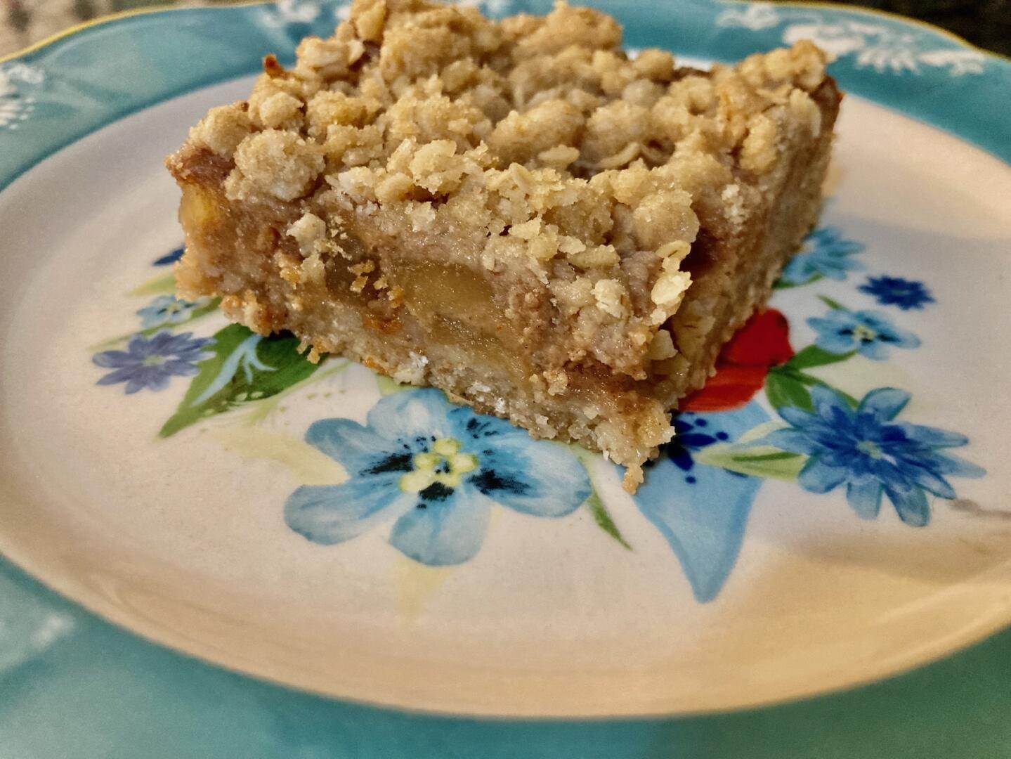 Delicious Apple Crumble Bars - Out of the Box Baking