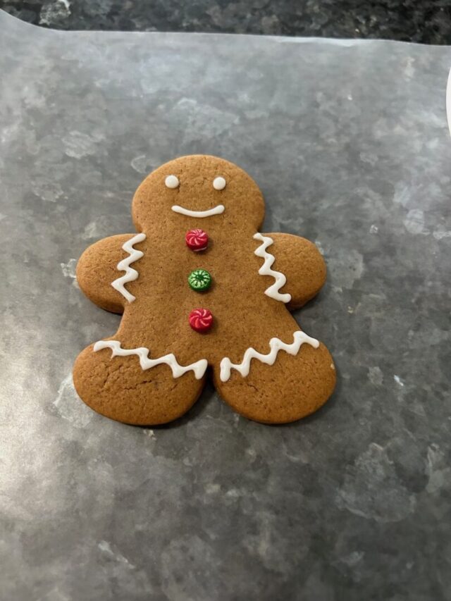Simple Gingerbread Man Cookies | Holiday Baking Made Simple - Out of ...