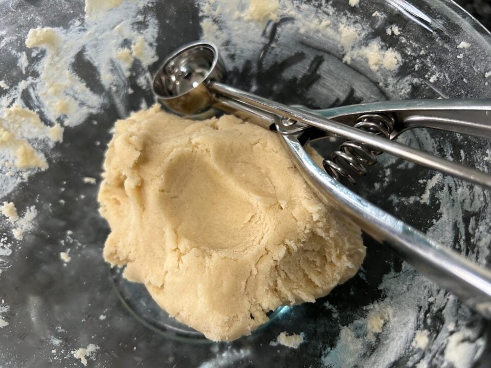 Mary Berry Fork Biscuits (aka “The World’s Simplest Cookie") - Out of ...