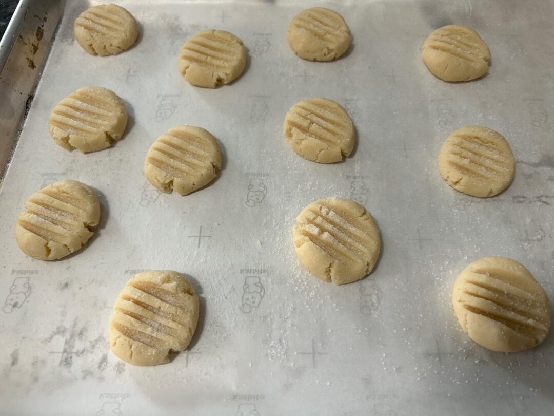 Mary Berry Fork Biscuits (aka “The World’s Simplest Cookie") - Out of ...
